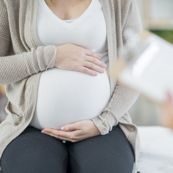 Los riesgos del embarazo en adolescentes